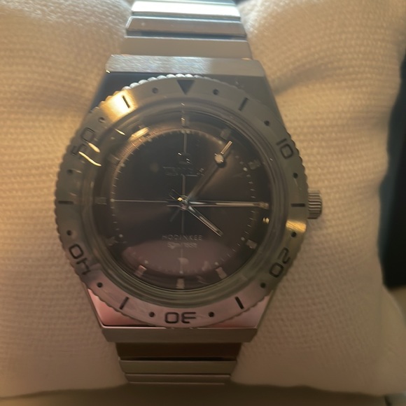 Timex | Accessories | Timex Q Vintage Hodinkee Limited Edition | Poshmark